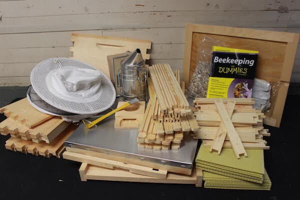 Pollinator Kit: 10 Frame | Midnight Bee Supply